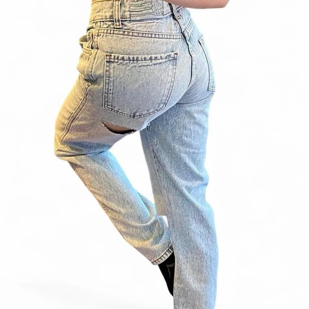 REVICE | Jeans | Revice Light Wash Boyfriend Jeans With Knee Rip | Poshmark